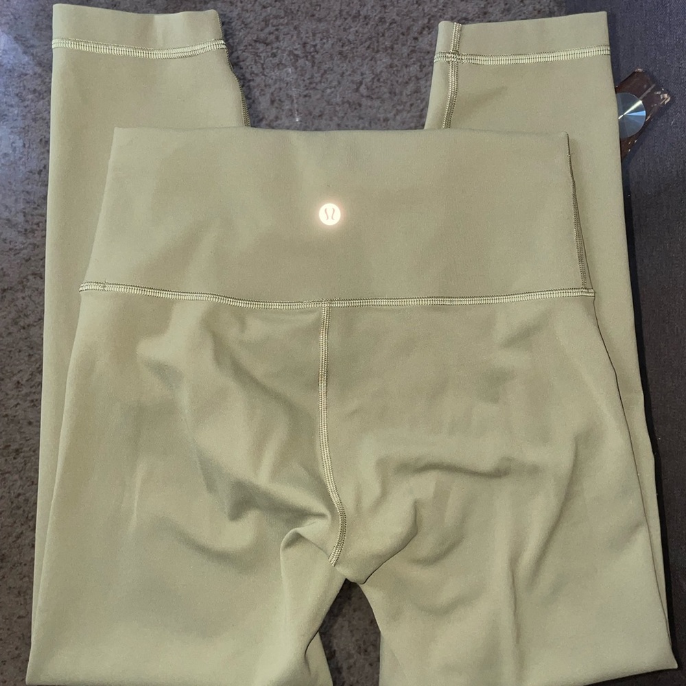 Bronze Green Lululemon - Gem